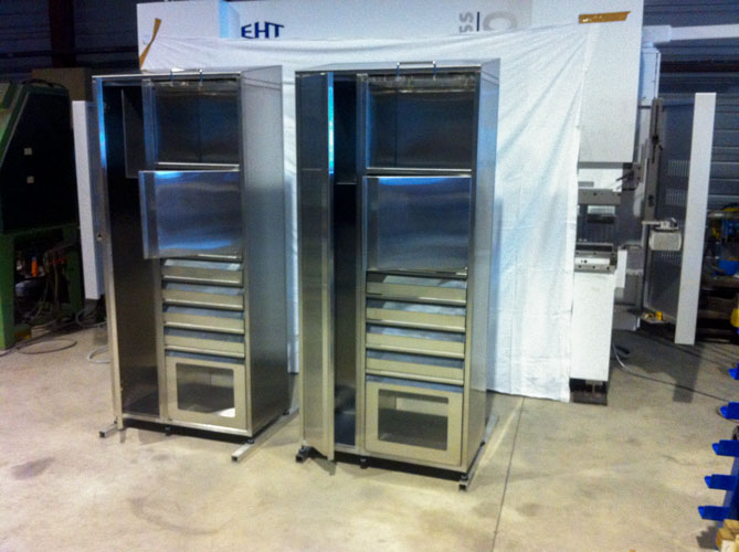 Armoire en inox recuit brillant – Noble Acier